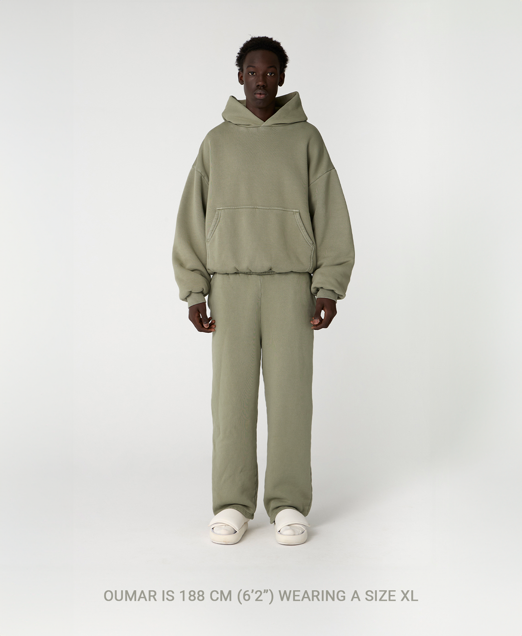 1000 GSM HOODIES – Velour Garments
